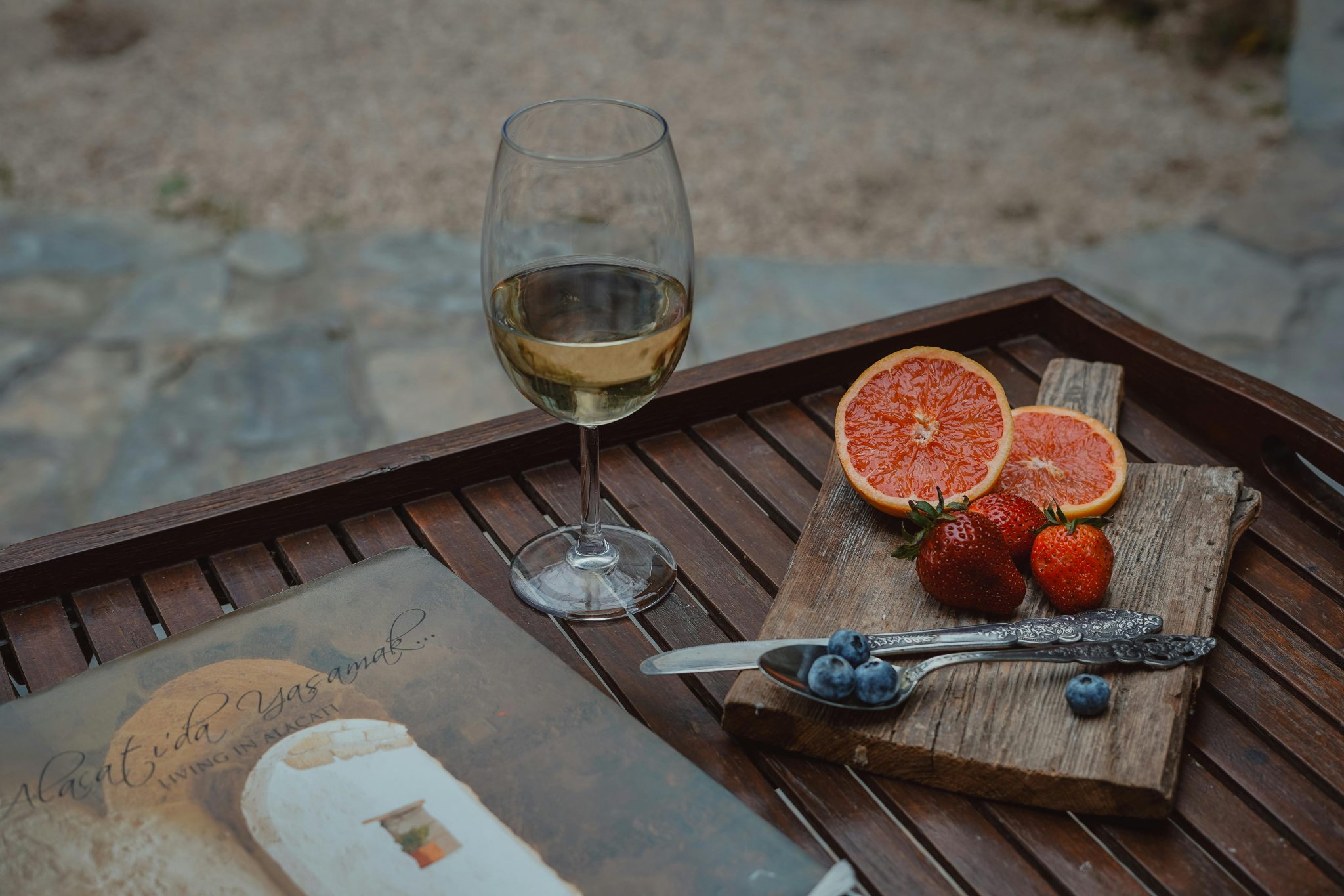 Quartz Wine: The Story of Soil, Structure, and Sip - The Little Cellar ...