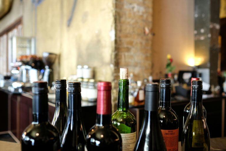 Aromatic Wines: The Fragrance in Your Glass - The Little Cellar Wine ...