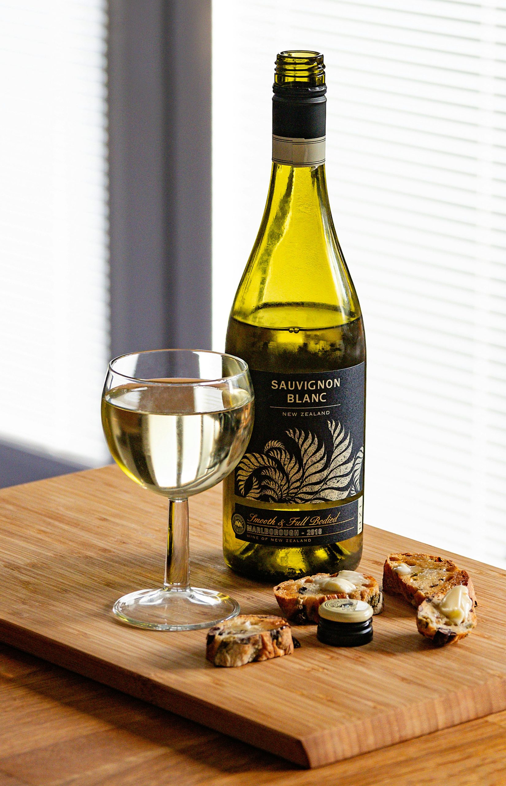 Aromatic Wines: The Fragrance in Your Glass - The Little Cellar Wine ...